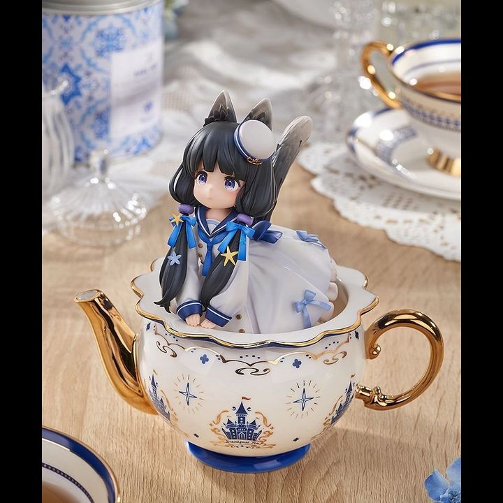 PVC Figure Cow Cat - Tea Time Cats | Kyou Hobby Shop