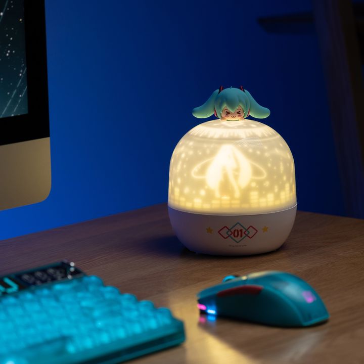 Hatsune Miku Starry Sky Projector Night Lamp (18x13cm) | Kyou Hobby Shop